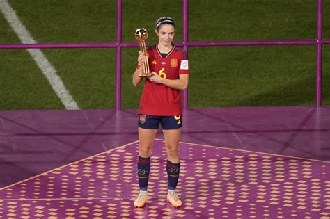 Vencedor Da Bola De Ouro 2023 Lionel Messi Ganha Sua Oitava Bola De
