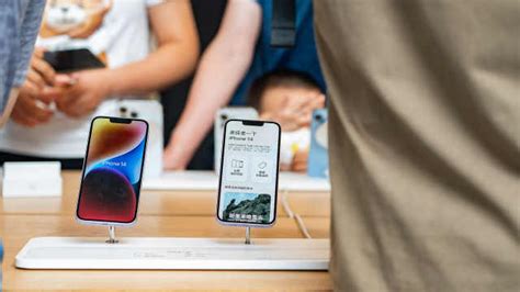 Iphone15基本款和plus版或降价，不会推mini 老板联播 梨视频官网 Pear Video 梨网站