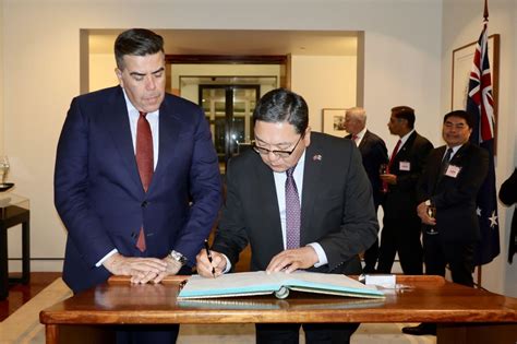 Монгол Улсаас Австралийн Холбооны Улсад суугаа Элчин сайдын яам Embassy Of Mongolia To Australia