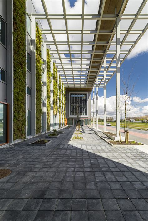 Helloworld Schiphol Delta Development