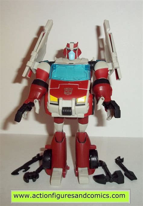Transformers Animated Ratchet Complete Ambulance 2008 Hasbro Action Figures