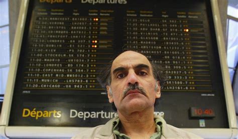 Πέθανε στο αεροδρόμιο που αγάπησε ο Ιρανός που ενέπνευσε το «the Terminal Περιοδικό Move It