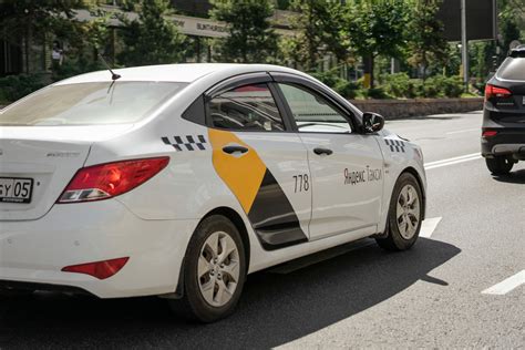 Алматинцы с инвалидностью смогут ездить на Яндекс Такси