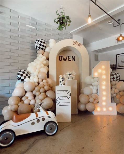 تم تولد پسرانه ساده و کم هزینه تبدیل جشن تولد به بمب