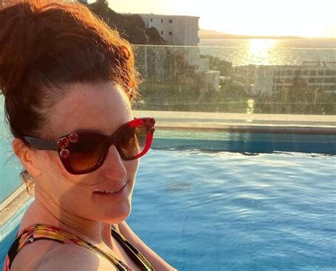 What Is Bronagh Waugh Net Worth Know About Her Earnings And Salary In