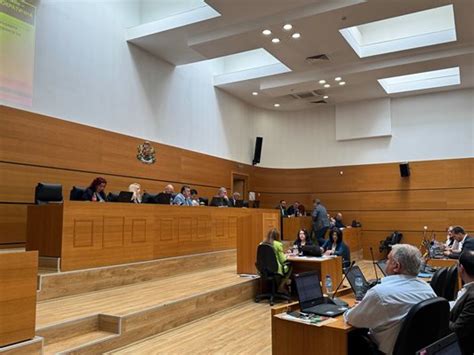 Съветници завишиха до 28 деца в група в Пловдив Учителки Да дойдат те да ги гледат