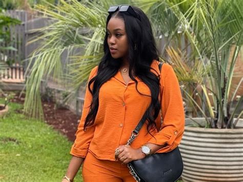 Cockpleaser бесплатное вебкам шоу и Xxx чат Xhamsterlive