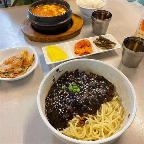 韓国料理 ジャント 韓うどん 栄店 HAMONI