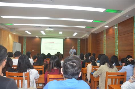 广外话语研究团队举办第3期论坛 什么是人际语用学” 外国语言学及应用语言学研究中心