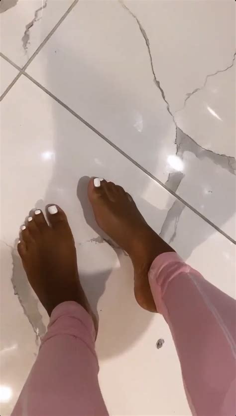 Summer Walkers Feet