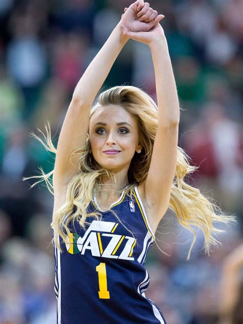 Utah Jazz Dancer Scrolller
