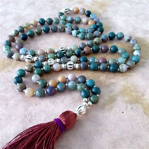 Aquaazur A Partagé Une Nouvelle Photo Sur Etsy Necklace Beaded