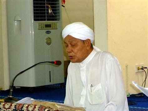 The Islamic Undertaker Allahyarham Tuan Guru Ustaz Haji Yasin Bin Hassan Of Merbok Kedah