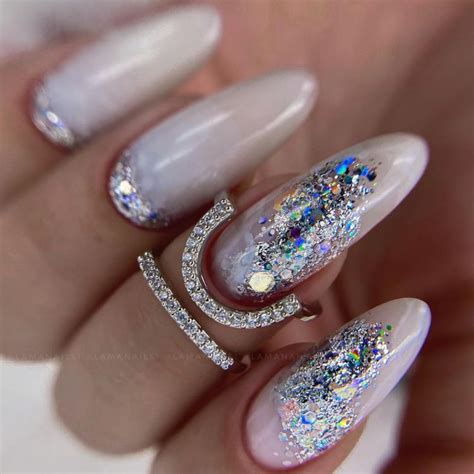 Трендовий манікюр 2023 року модні тенденції та новинки Новости