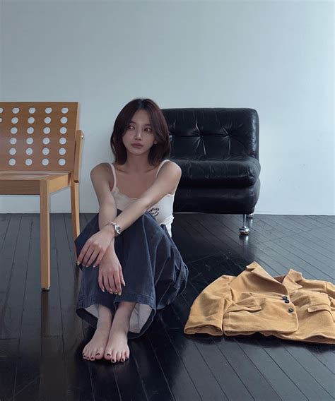 먼데이오프 니모 버튼 레이스 골지 나시 4color