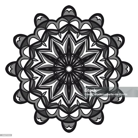 라운드 패턴 꽃 만다라입니다 원형 꽃 장식입니다 전설 장식 벡터 일러스트 레이 션 0명에 대한 스톡 벡터 아트 및 기타 이미지 0명 꽃 식물 만다라 Istock