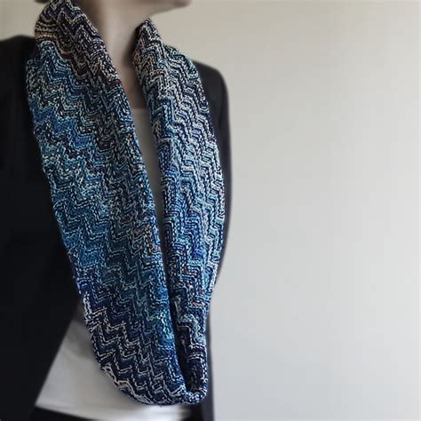 Ravelry Skein Hash Cowl Pattern By Sybil R