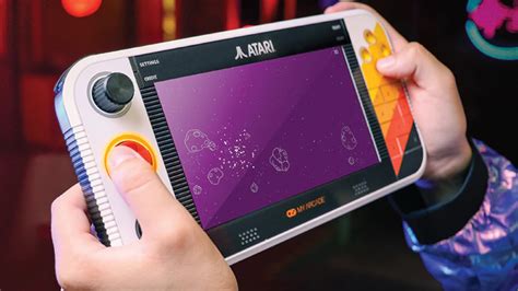 Atari Gamestation Go Pacman And Many More On The Run Earlygame