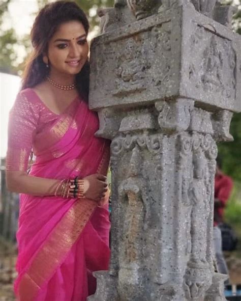 Pin By Nethra🤍🦋 On 《nithya Ram》 Indian Beauty Saree Beautiful