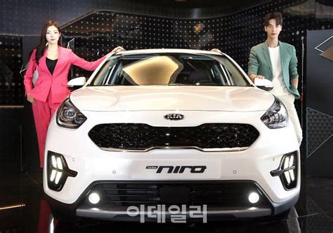 포토 기아자동차 니로의 앞모습