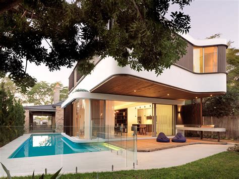 Architecture A Modern House Design With An Impressive Swimming Pool