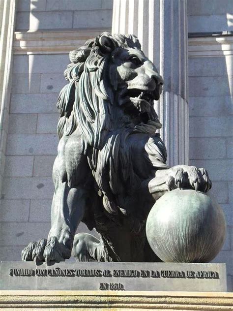León De Las Cortes Madrid Toros Y Toreros Monumentos Estatuas