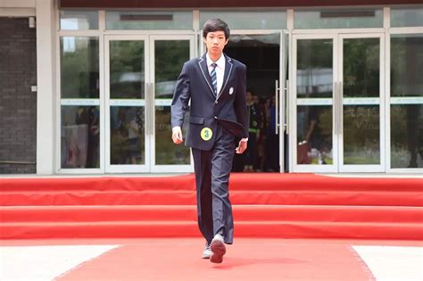 “青春旋律，校服演绎”——北京第十八中学校服设计大赛 优新闻 校服，校服定制，校服设计，北京四中校服定制，人大附中校服定制，北大附中校服定制 名校校服定制，优卡校服 优卡科技