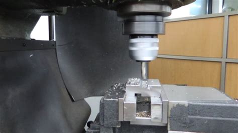 임용고시 실기관련 범용선반 범용밀링 기계가공 교육과정 안전교육 범용선반 범용밀링 장비 조작 및 운영 관리 실제가공