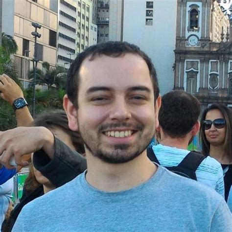 Filipe Mondaini Medium