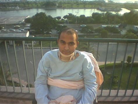 هذا انا رحلتى من الصحة الى العجز الى التحدى الى الارادة الى النجاح