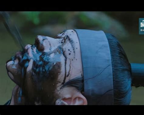 [잡담] 육성재 이 상태여도 옆선만 보임 인스티즈 Instiz 드영배 카테고리