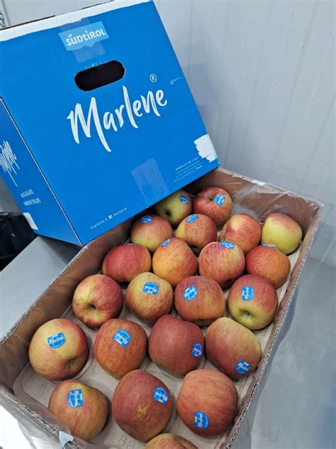 Finalizamos Hoje O último Embarque De Maçãs Italianas Da Temporada E Que Temporada A Cada Ano