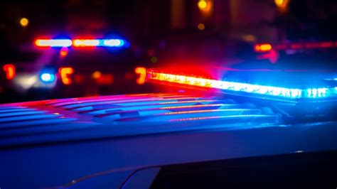 Откриха тяло на мъж на паркинг в София