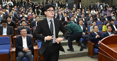 확대되는 ‘김 여사 리스크… 與 특검법 단일대오 균열 우려도