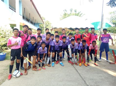 กำลังเริ่มแล้วคู่ปิดสนามกีฬาสีภ โรงเรียนบ้านแห่ประชานุกูล