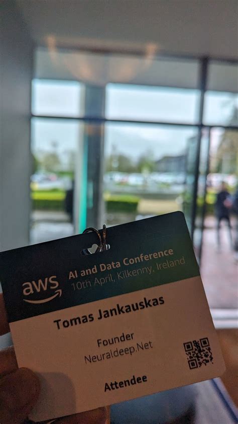 tomas jankauskas on linkedin aws