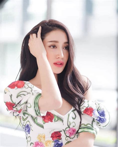 រឿង៤ចំណុច ដែលមនុស្សស្រីឆ្លាត គេមិនបង្ហាញនៅលើបណ្ដាញសង្គមហ្វេសប៊ុគនោះឡើយ Knongsrok