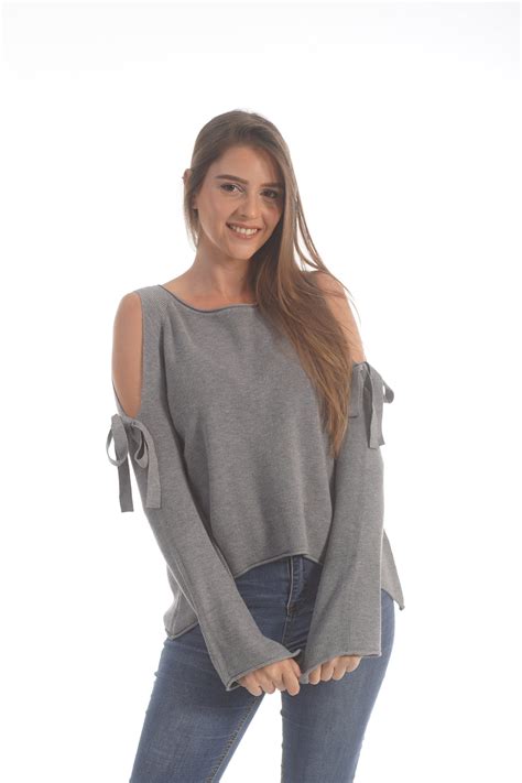 חולצת סריג כתפיים חשופות קשירה מילאן יהלי לוי