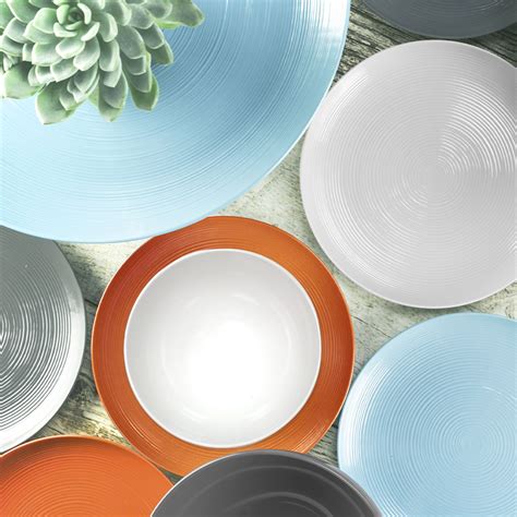 Bright Colored Dinnerware Sets The 29 Best Smallapartment
