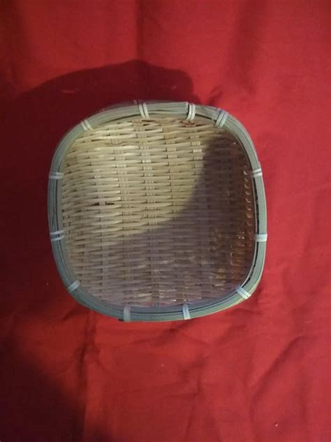 Плетена корзинка натуральна — ціна 30 грн у каталозі Вази Купити товари для дому та побуту за