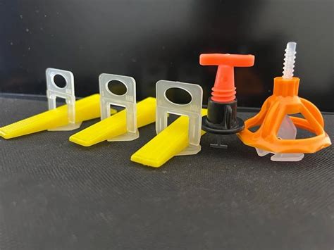 Tile Leveler Whiteyellow Tiles Leveling Equalizer At ₹ 160pack In Morbi