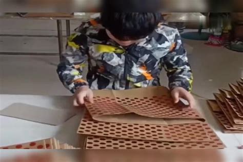 老板让把一天的工作量分两天干，只给一天的工资！