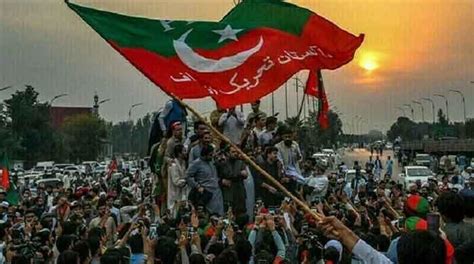 سپریم کورٹ ریویو ایکٹ کالعدم قرار دینے پر تحریک انصاف کا ردعمل بھی آگیا