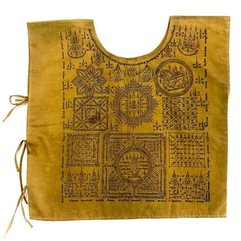 Suea Yant Kong Grapan Chadtri Maha Ud Luang Por Lae Ancient Amulet