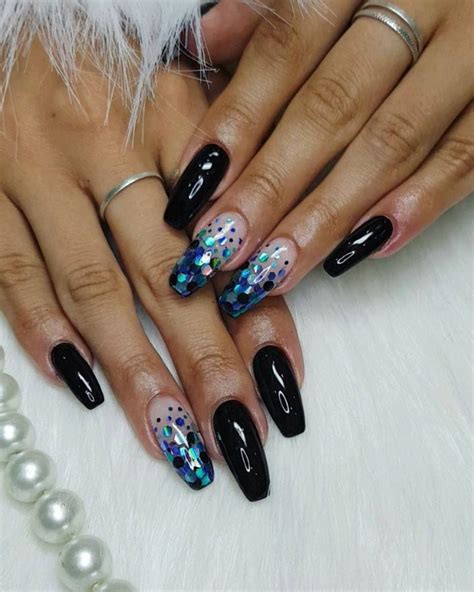 Blacknails Blackgelnails Glitternails Glitterfade 👌🏻😍 💎ფრჩხილების დაგრძელება შილაკი