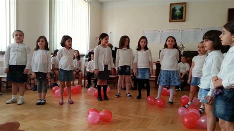 პირველი ექსპერიმენტალური სკოლის პირველი მესამე კლასის სასწავლო წლის