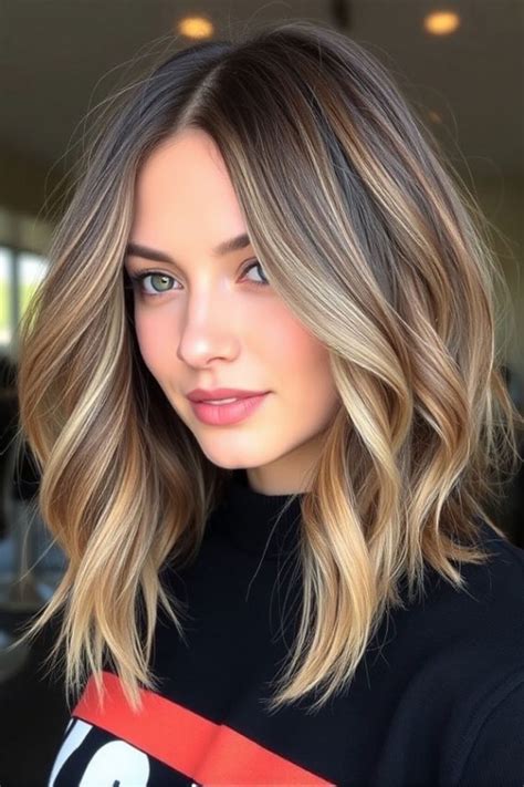 50 Wavy Lob Haircuts For Effortless Glamour Sun Kissed Wavy Lob