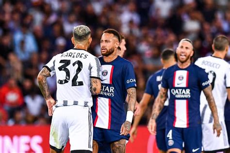 Psg Juventus ça A Chauffé Entre Ramos Et Paredes Qui étaient