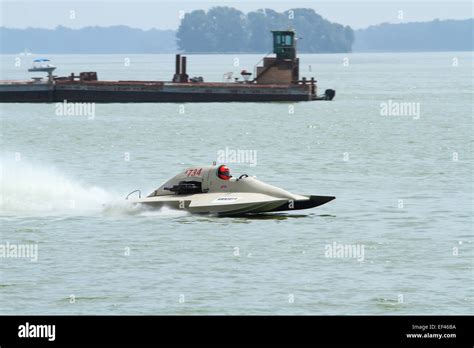 Boat A734 Class A 25 Liter Modified Hydroplane Boat Racing