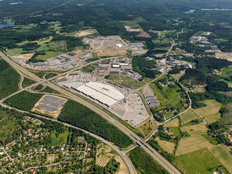 Sustainability Resiliency And Efficiency With Microgrids Green Reporter